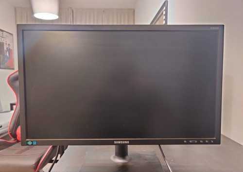 Монитор Samsung S24E650PL 23.6"