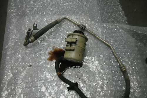 Бачок гура Рено Логан Renault Logan