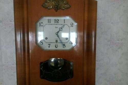Часы настенные с боем янтарь СССР Очз четвертные