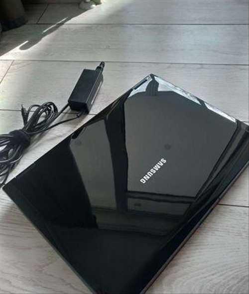 Samsung NP-R710