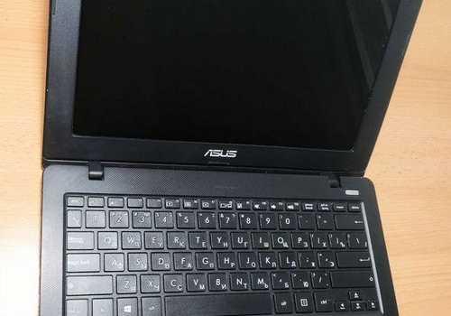 Ноутбук asus