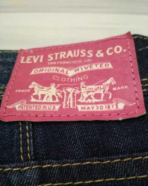 Джинсы Levi's