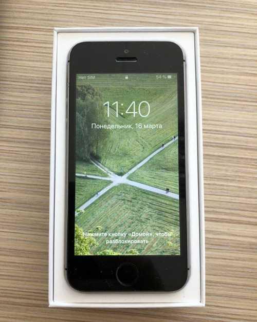 iPhone SE 128 gb (2017 г.)