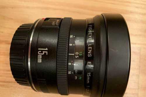 Фотоаппарат Canon EOS 5D в комплекте с оборудовани
