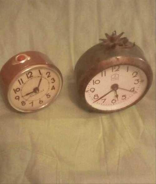 Старинные часы будильники Витязь::3мчз СССР