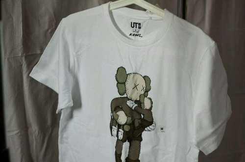 Футболка Uniqlo x Kaws