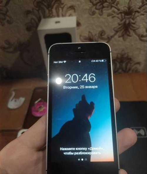 Телефон iPhone 5sе