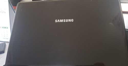 Ноутбук SAMSUNG R520