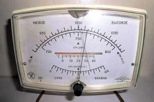 Комнатный барометр, градусник и гигромент. СССР