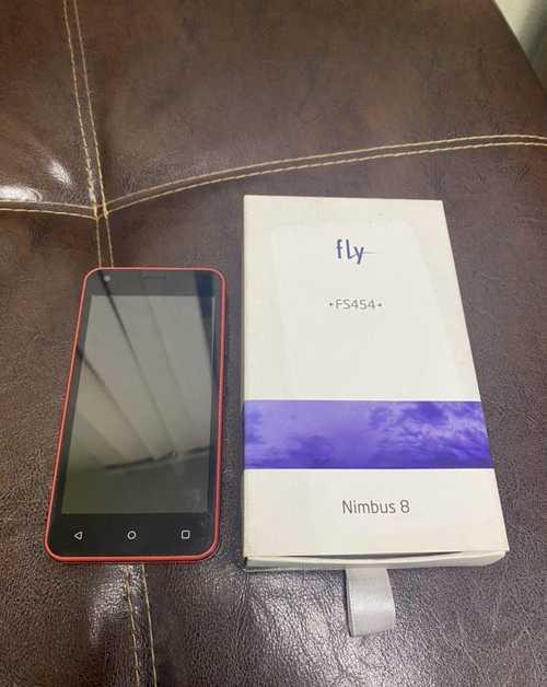 Смартфон Fly FS454 Nimbus 8