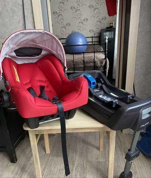 Автокресло автолюлька Nuna Pipa 0+ с базой isofix