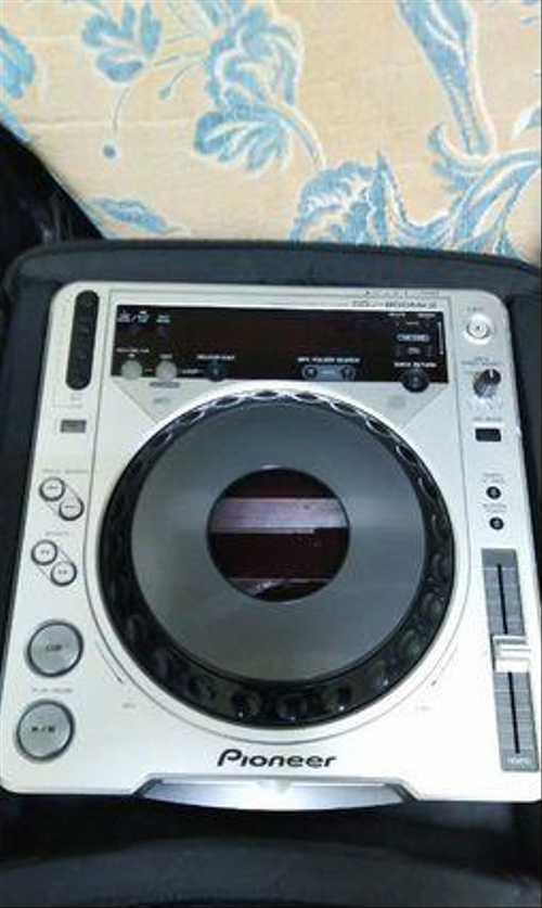 Pioneer CDJ-800 mk2 + UDG