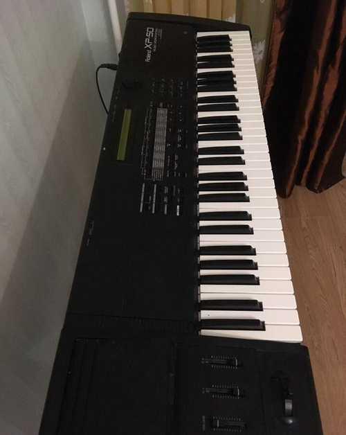 Синтезатор/Рабочая станция Roland XP-50