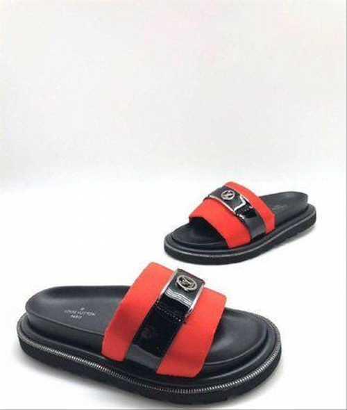 Шлёпанцы louis vuitton