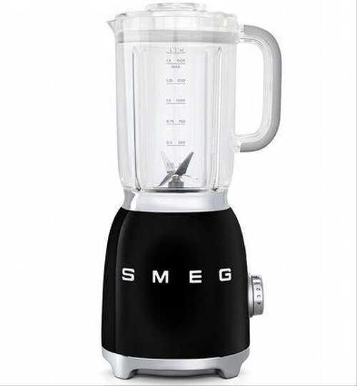 Блендер Smeg BLF01