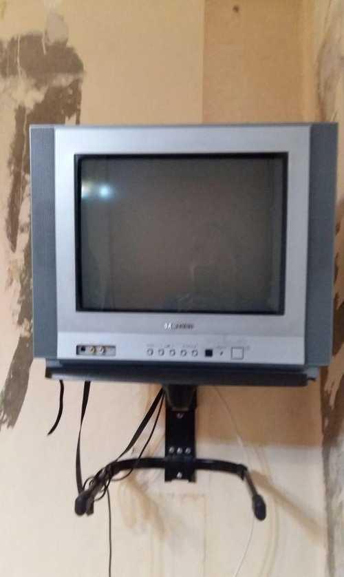 Телевизор Samsung