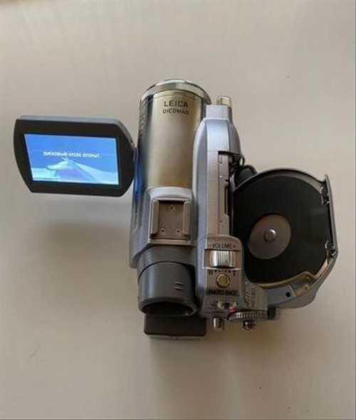 Видеокамера Panasonic vdr-d300