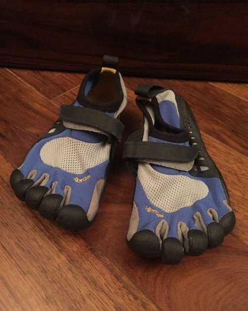 Vibram Fivefingers размер 30