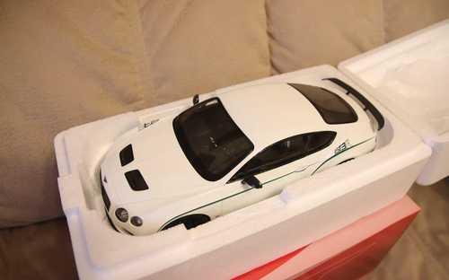 Bentley continental GT3R 2015, 1:18