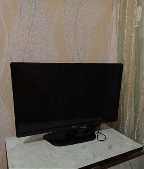Телевизор lg 55см 22''