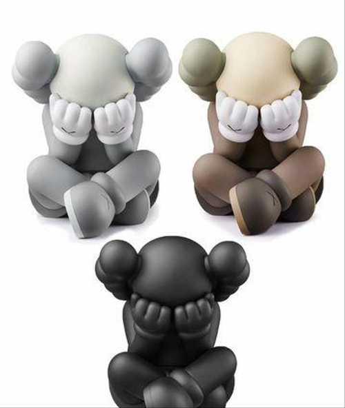 Kaws separated set кавс