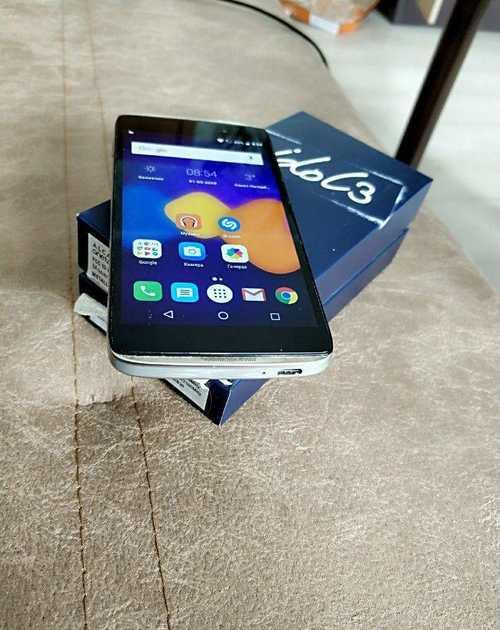 Телефон Alcatel Idol 3
