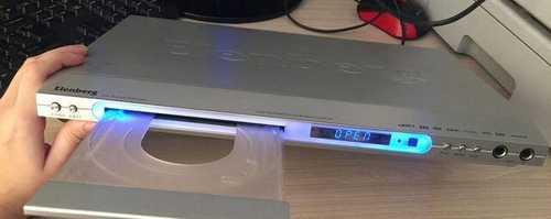 Elenberg dvd player dvdP-2420 с пультом