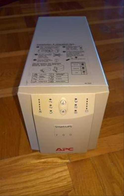 Ибп APC Smart-UPS 700 + модуль управления AP9617