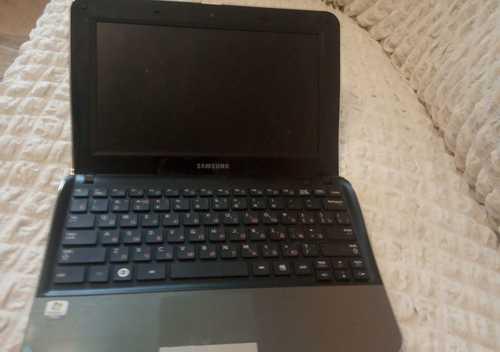 SAMSUNG notebook np-nf210