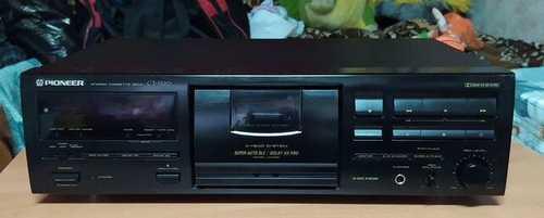 Продам кассетную деку pioneer CT-S520