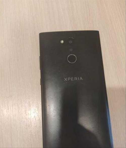 Смартфон Sony Xperia L2