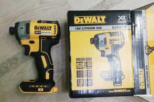 Новый винтоверт Dewalt DCF887