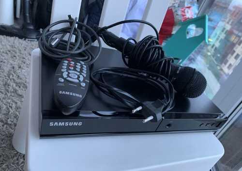 Лазерный видеопроигрыватель SAMSUNG