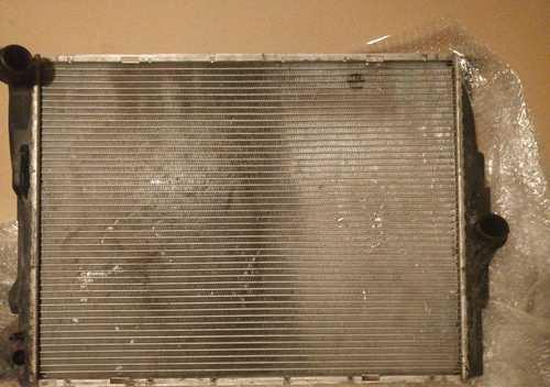 Радиатор охлаждения behr/hella 8MK376754041