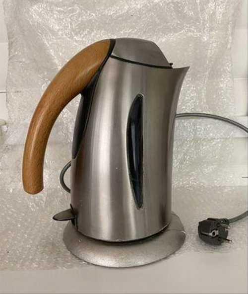 Чайник электрический Morphy Richards