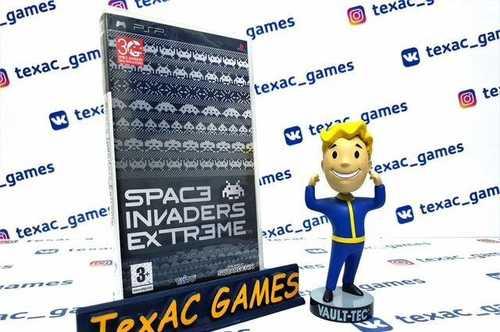Игры PSP: Space Invaders Extreme