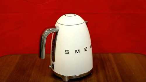 Новый чайник Smeg KLF03rdeu (красный)
