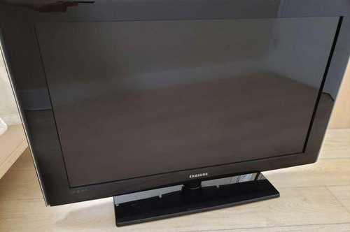 Телевизор Samsung LE37A556P1F