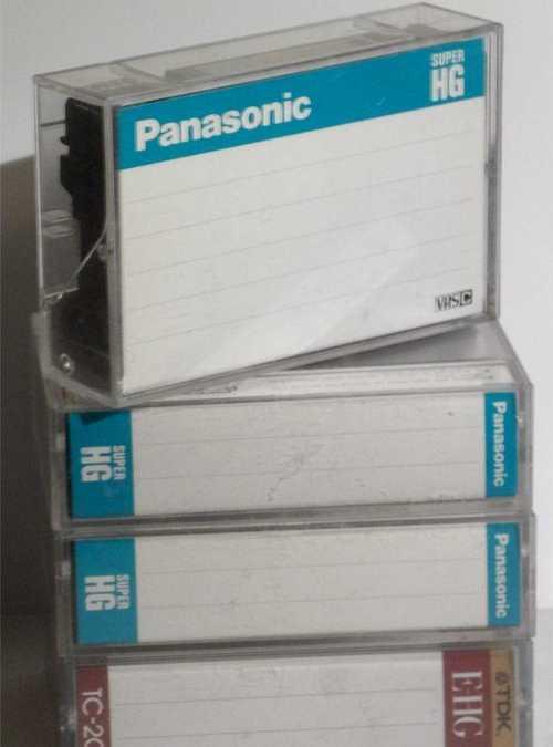 Видеокассеты Panasonic, TDK формата VHS-C