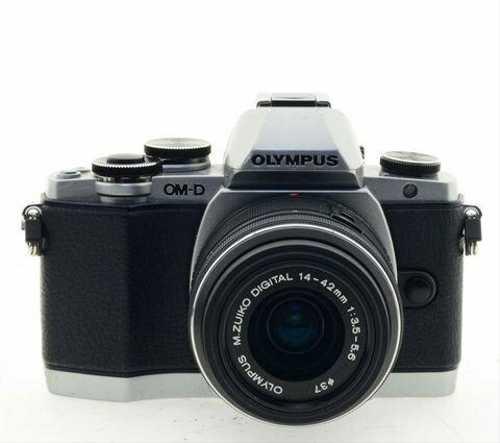 Фотоаппарат Olympus OM-D E-M10