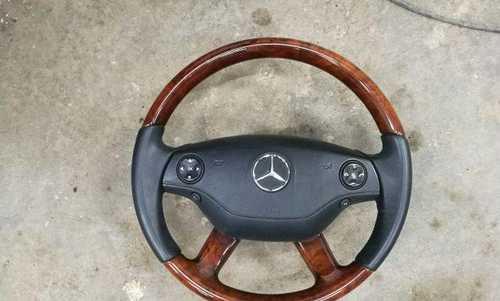 Руль Mercedes W221