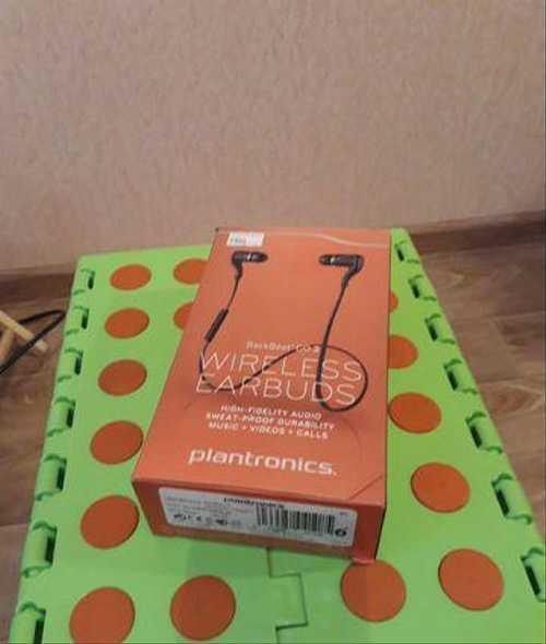 Plantronics backbeat GO 2 почти новые