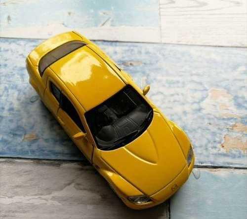 Mazda RX-8 1:36