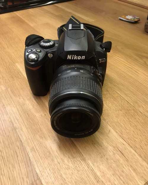Зеркальный фотоаппарат Nikon D40