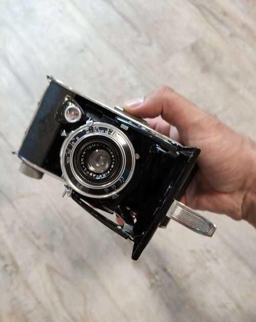 Старинный фотоаппарат Agfa