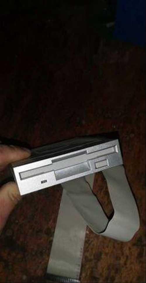 Floppy привод