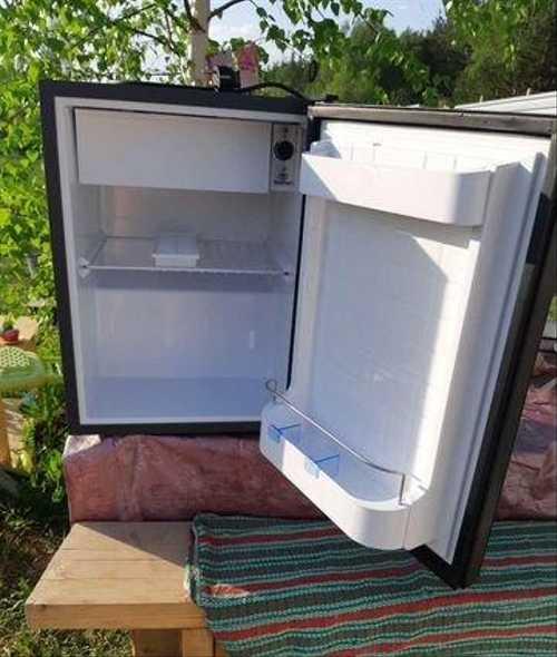 Холодильник мини Vitrifrigo C 39i