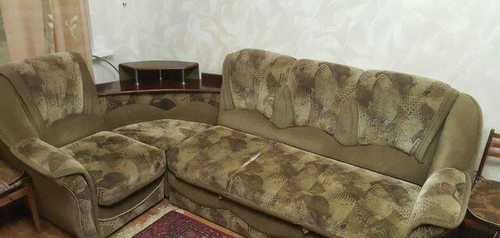 Угловой диван бу и раздвижное кресло