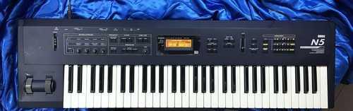 Korg N5 синтезатор