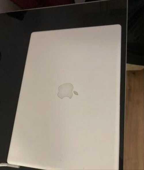 Apple MacBook 2008
